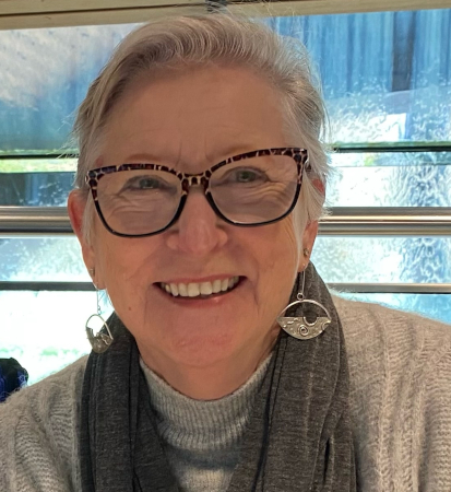 Celebrating poetry: Carmel Macdonald-Grahame introduces Robyn Rowland ...